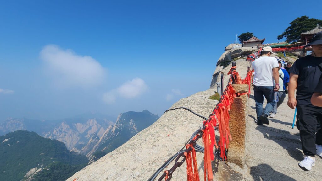 Is Mount Huashan worth visiting? A day trip from Xi'an (Day 8 in China ...